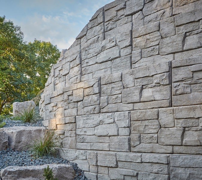 RIB ROCK™ RETAINING WALL SYSTEM