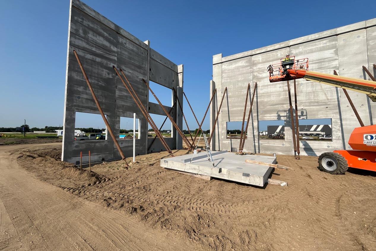 Medart Engine Distribution Center