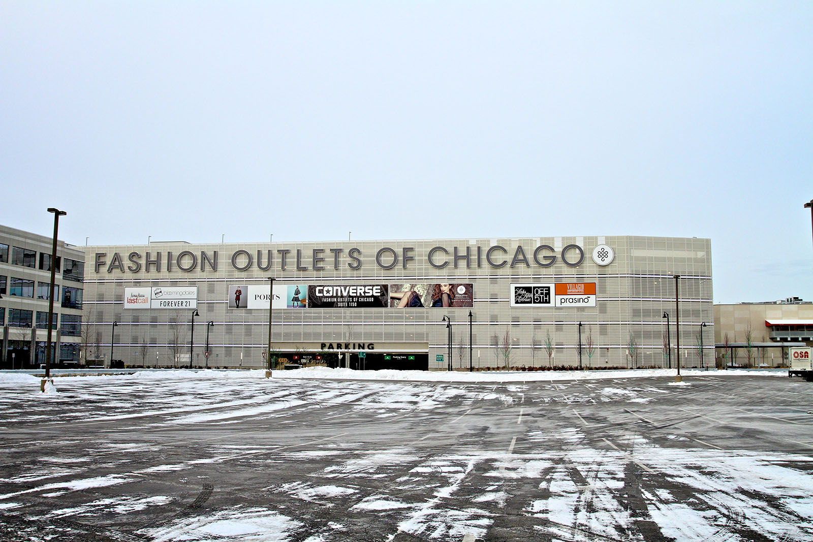 Fashion Outlets of Chicago