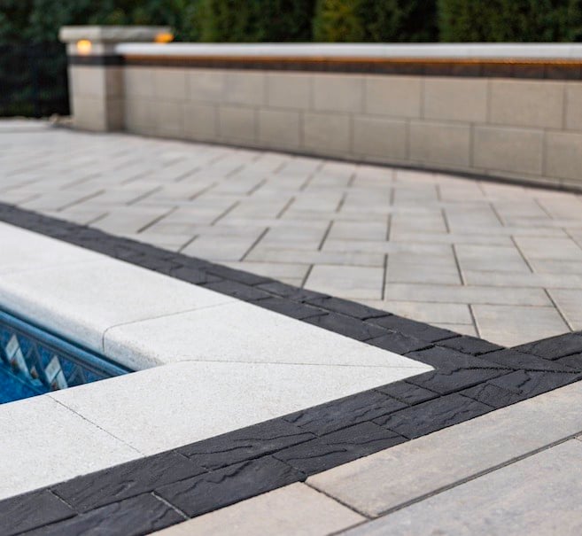 Grand VANTAGE PAVERS®